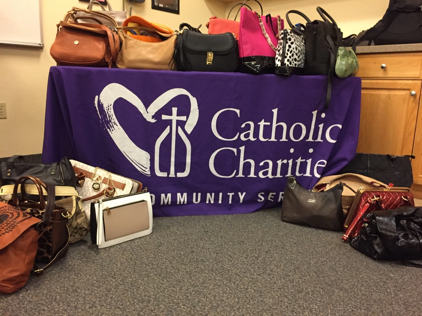 Purse Drive Helps Local Moms